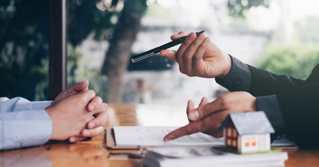 Private Lenders vs. Traditional Financing: Which To Choose?